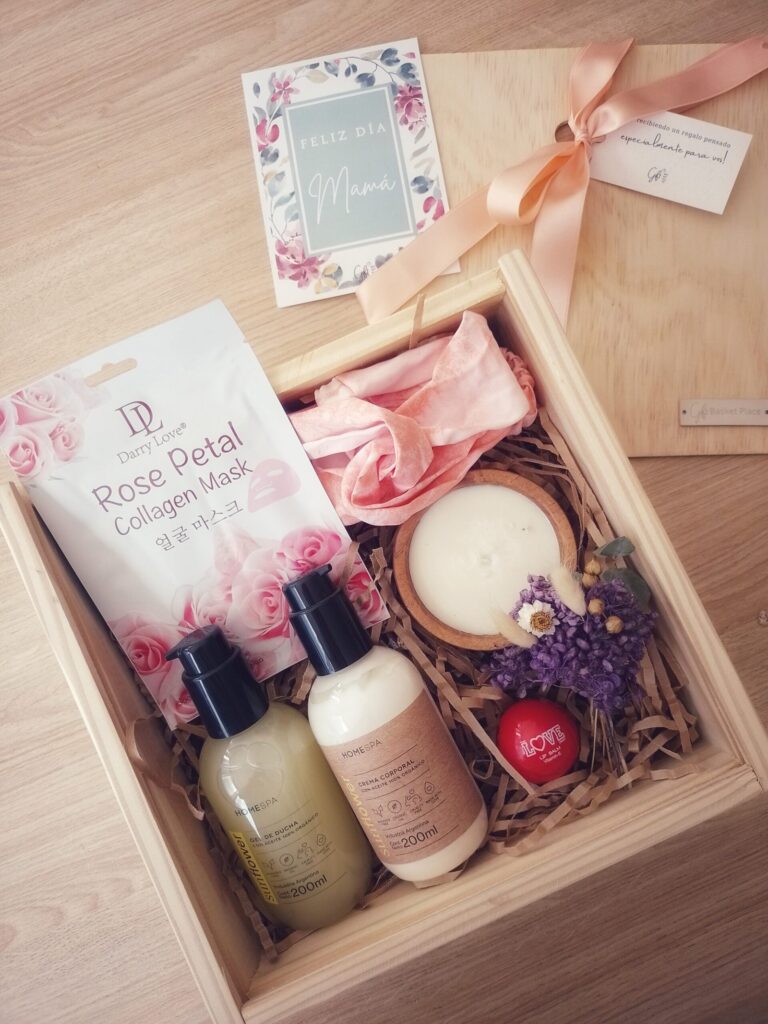Skin Spa Box Organica — Gift Basket Place